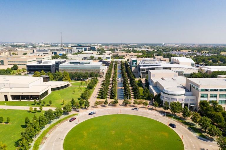 UT Dallas Guide and Admission Strategy - Ivy Scholars
